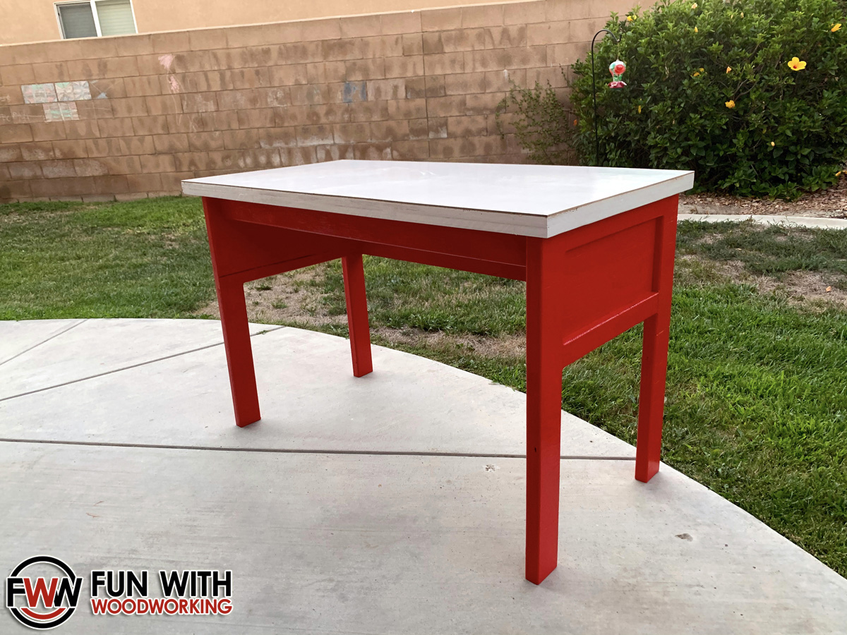 Plywood Student Desk – Digital Plans – FUN WITH WOODWORKING